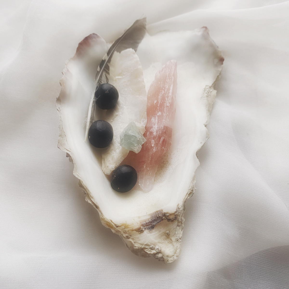 Clearing space with Crystals – Song of Stones